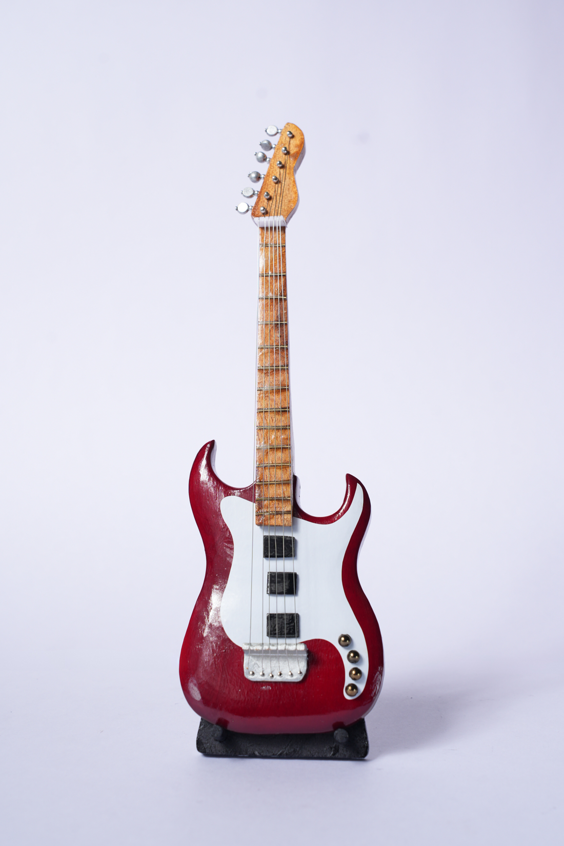 Premium Wooden Miniature - Red Electric Guitar – The Mad Riyazi